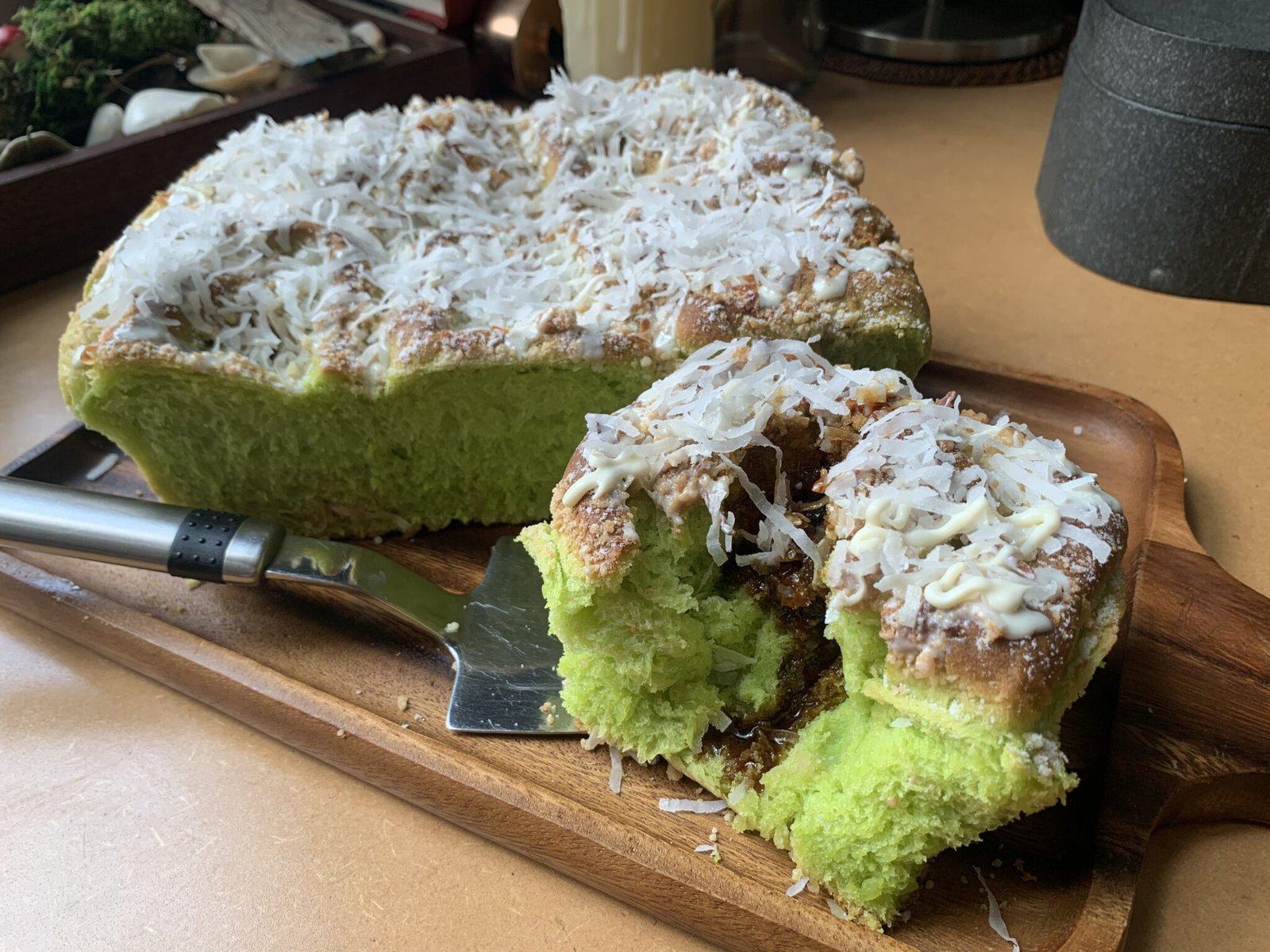 RBG Roti Pandan Onde Onde - Along's Home Bakes